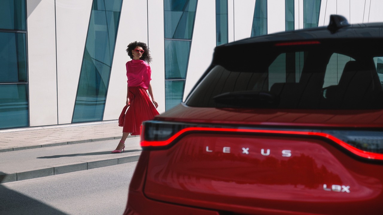 LBX Samoładujący hybrydowy napęd elektryczny | Lexus Polska